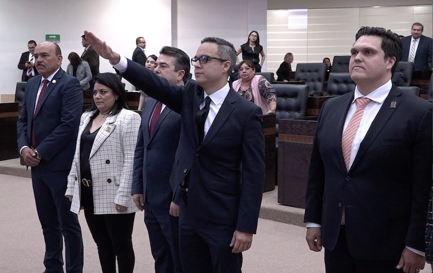La Capital | Rinde Protesta Luis Mendiola Como Comisionado Del ITAIT