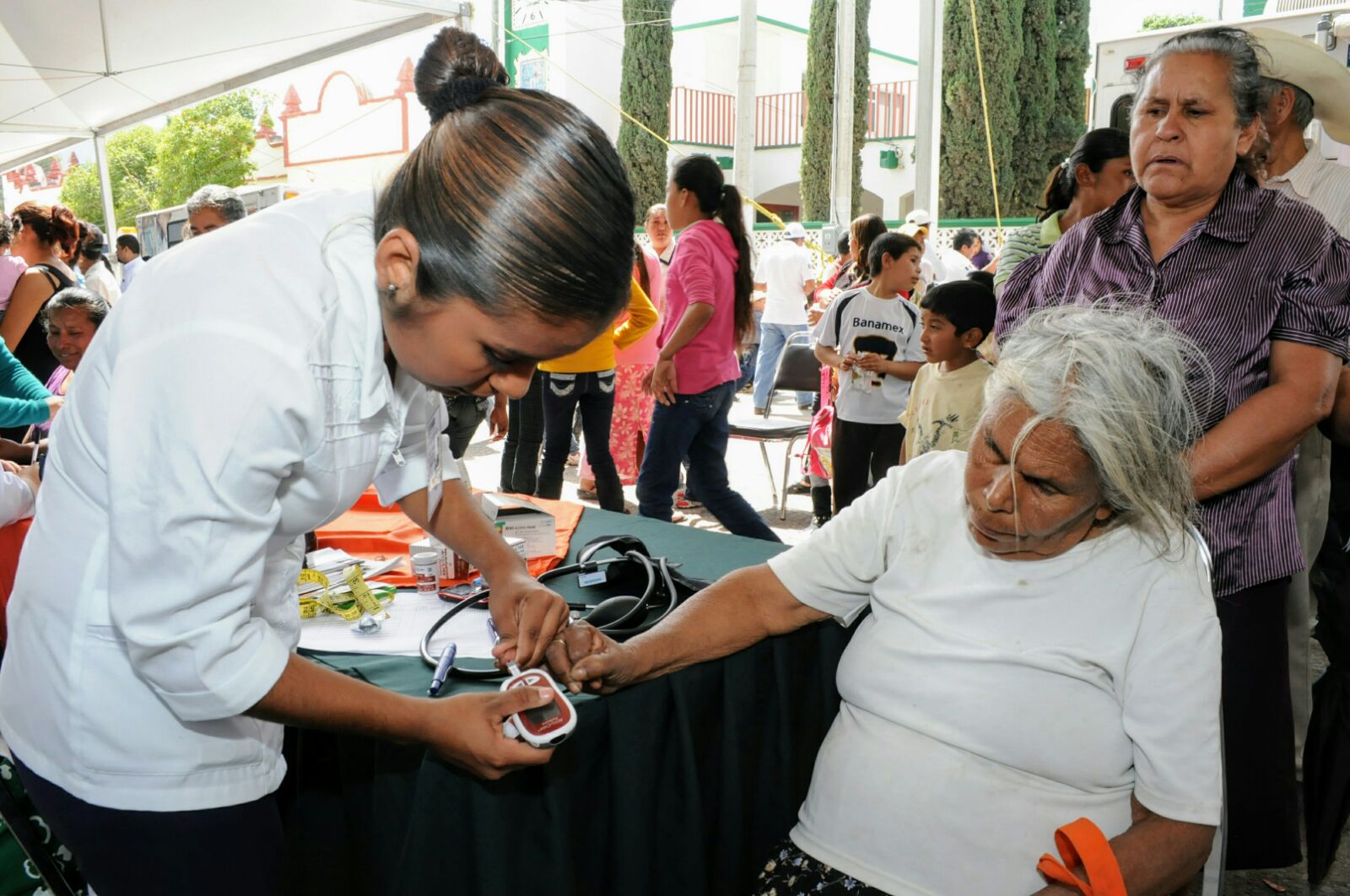 La Capital | Beneficiaran Programas De Salud A 146 Mil Adultos Mayores